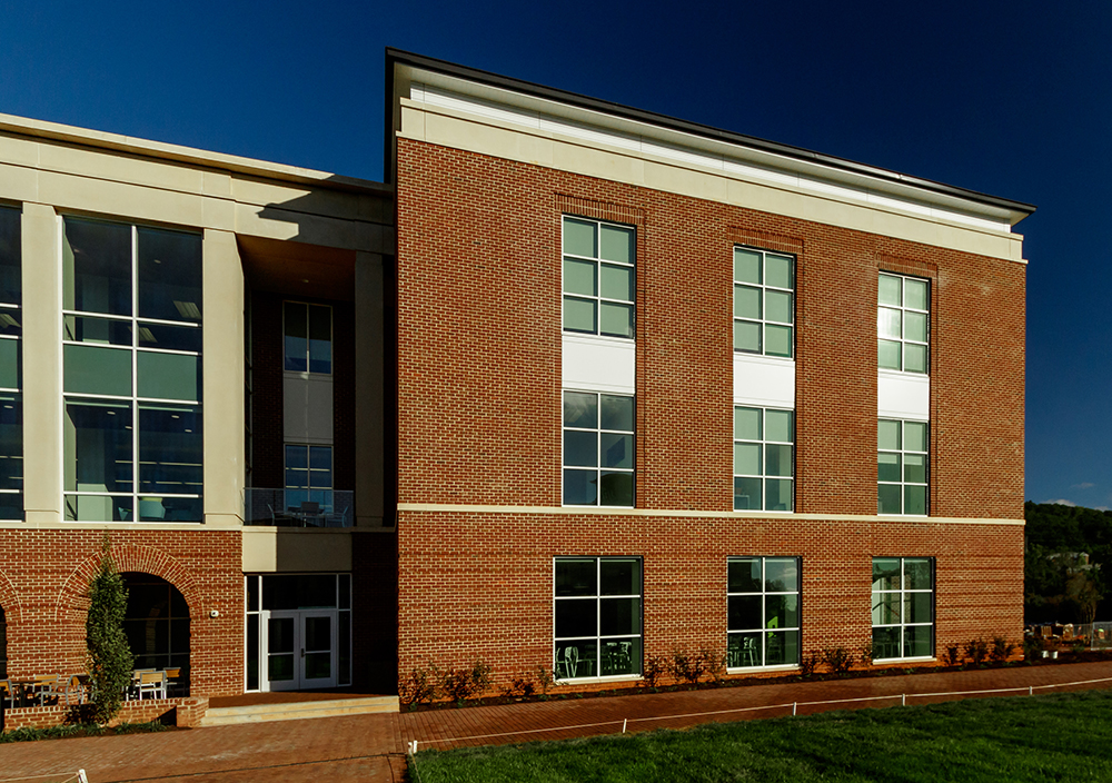 Liberty University Demoss Hall - MH Masonry & Associates