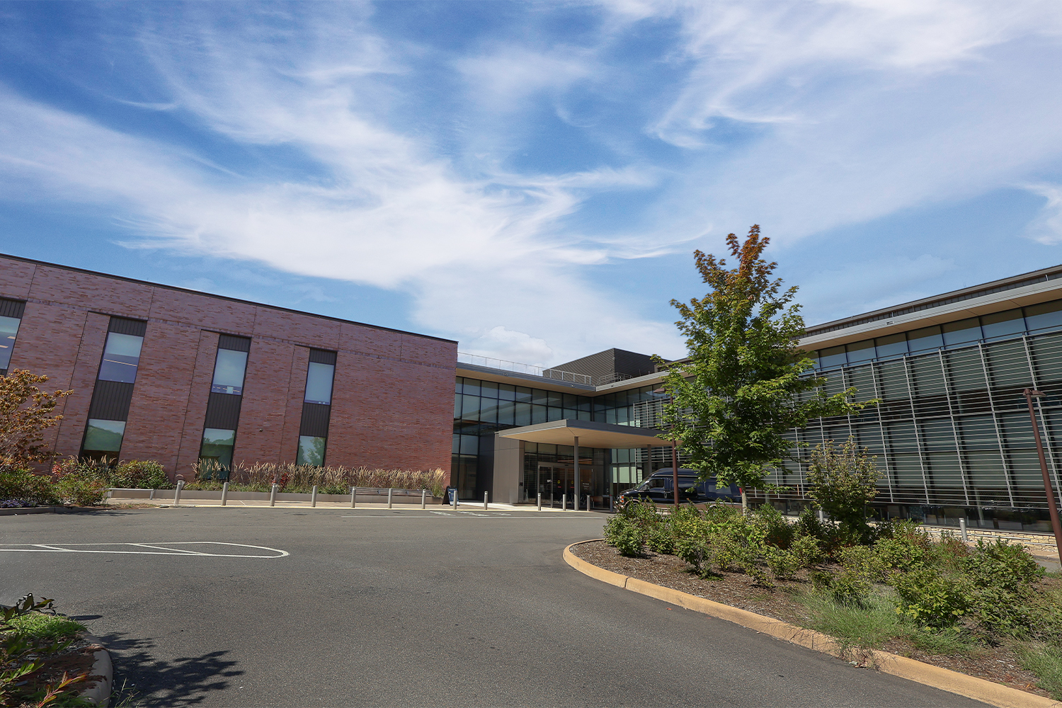UVA Orthopedic Center - MH Masonry & Associates