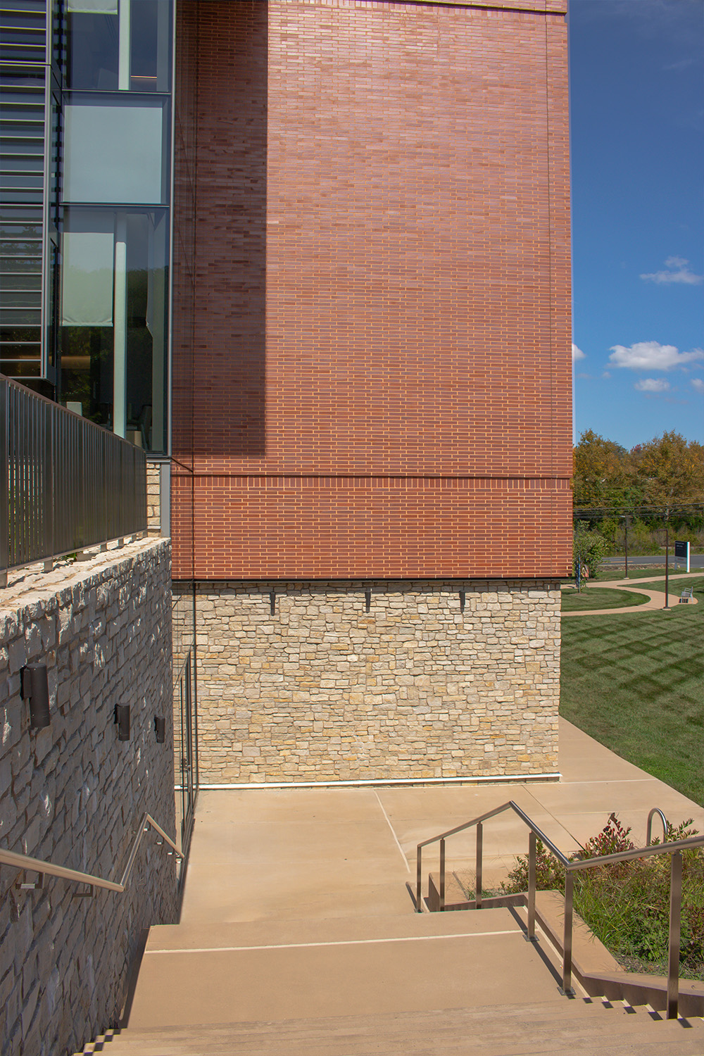 UVA Orthopedic Center - MH Masonry & Associates