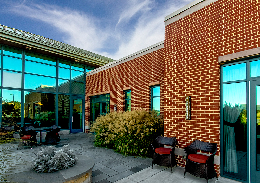 Sentara RMH Funkhouser Women's Center - MH Masonry & Associates